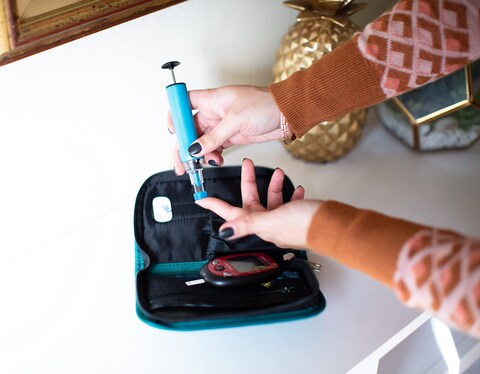 how to draw blood painlessly